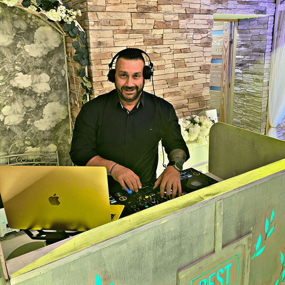 Csik Norbert - DJ és ceremóniamester